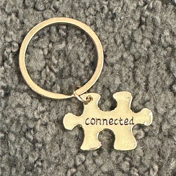 Accessories | Gold Connected Puzzle Piece Keychain New | Poshmark